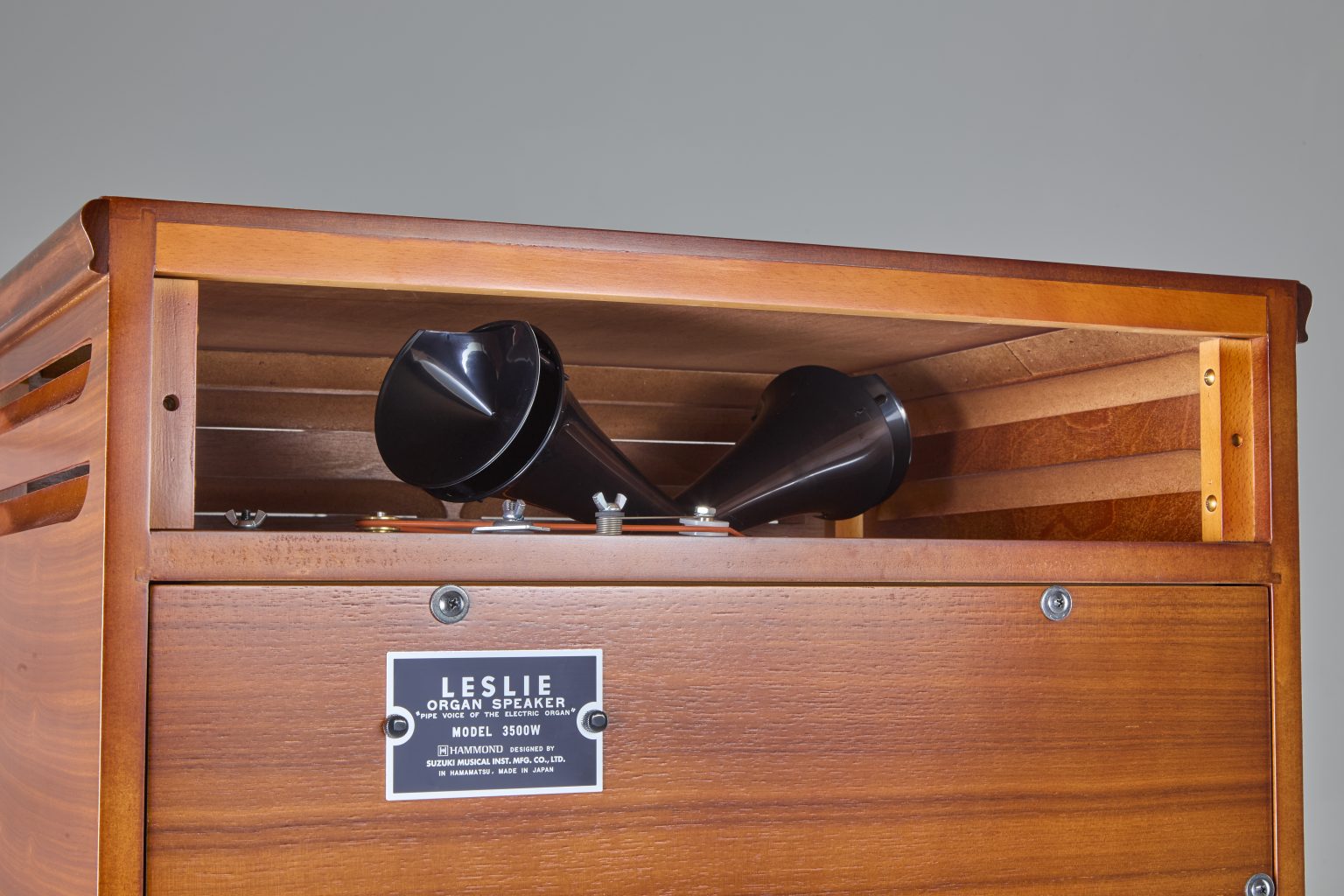 3500_991 – Hammond Organ