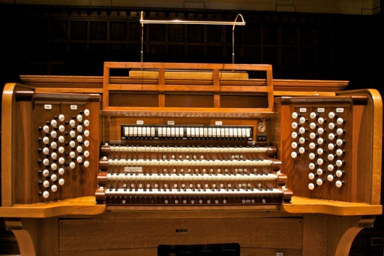XK-7D – Hammond Organ